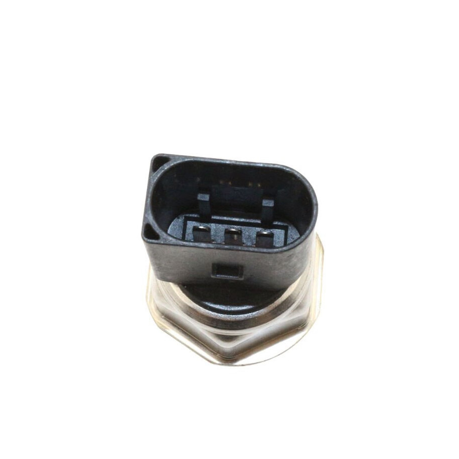 Capteur pression carburant 059130758J